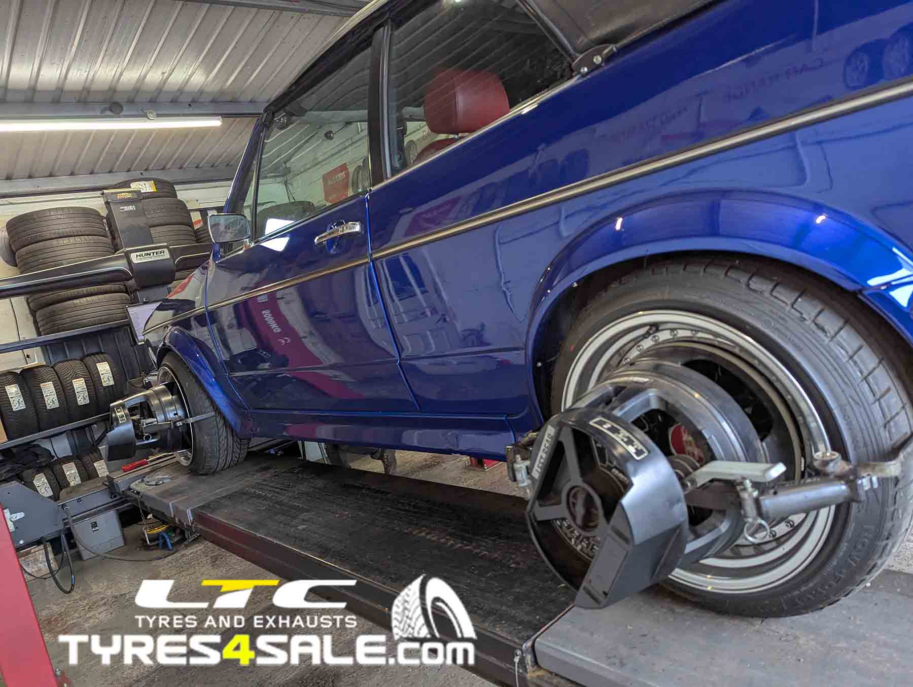 Hunter Hawkeye 4 Wheel Alignment Tracking for VW Golf MK1